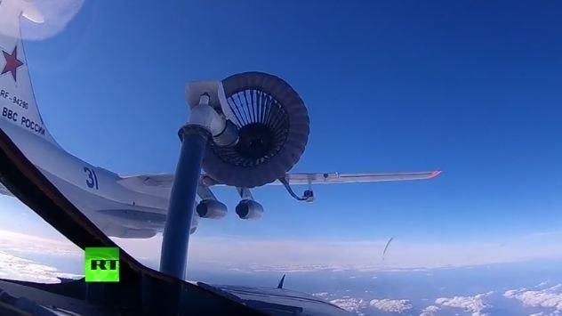 Chinese UAVs self-refuel in mid-air using AI.