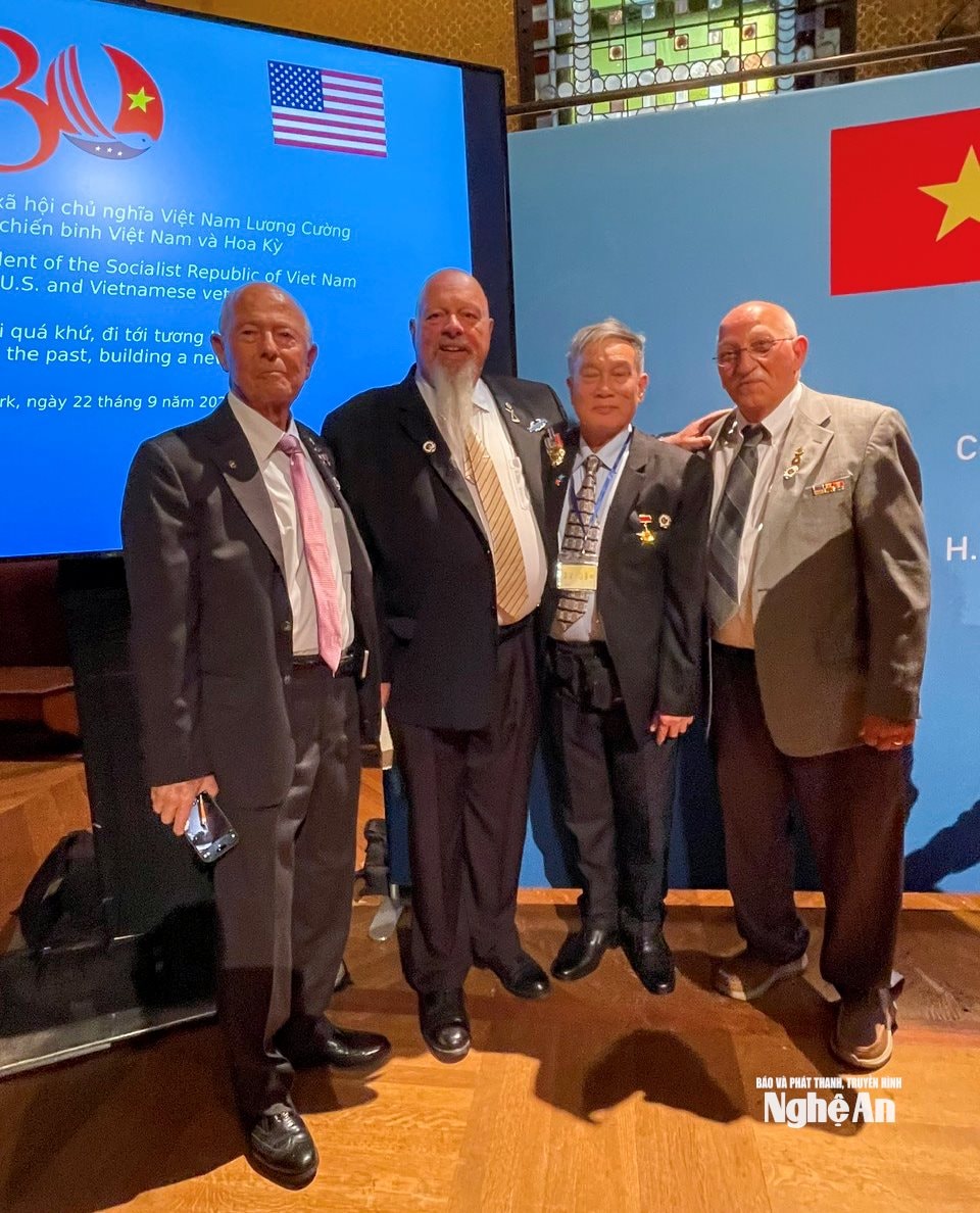 Hero of the People's Armed Forces Hoang Van Nam: Navigating through war ...