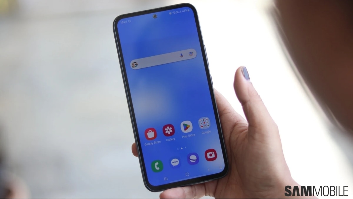 The Samsung Galaxy A54 receives the global One UI 8.5 update with many ...