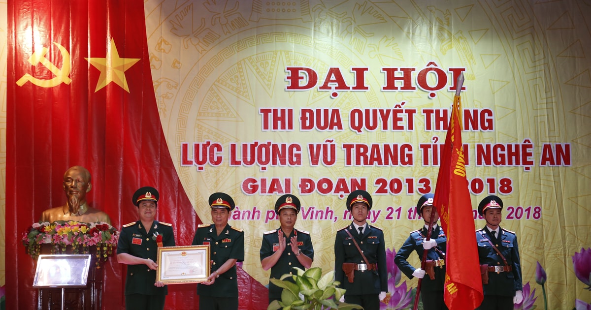 Lực lượng vũ trang Nghệ An đón nhận Huân chương Bảo vệ Tổ quốc hạng Nhất