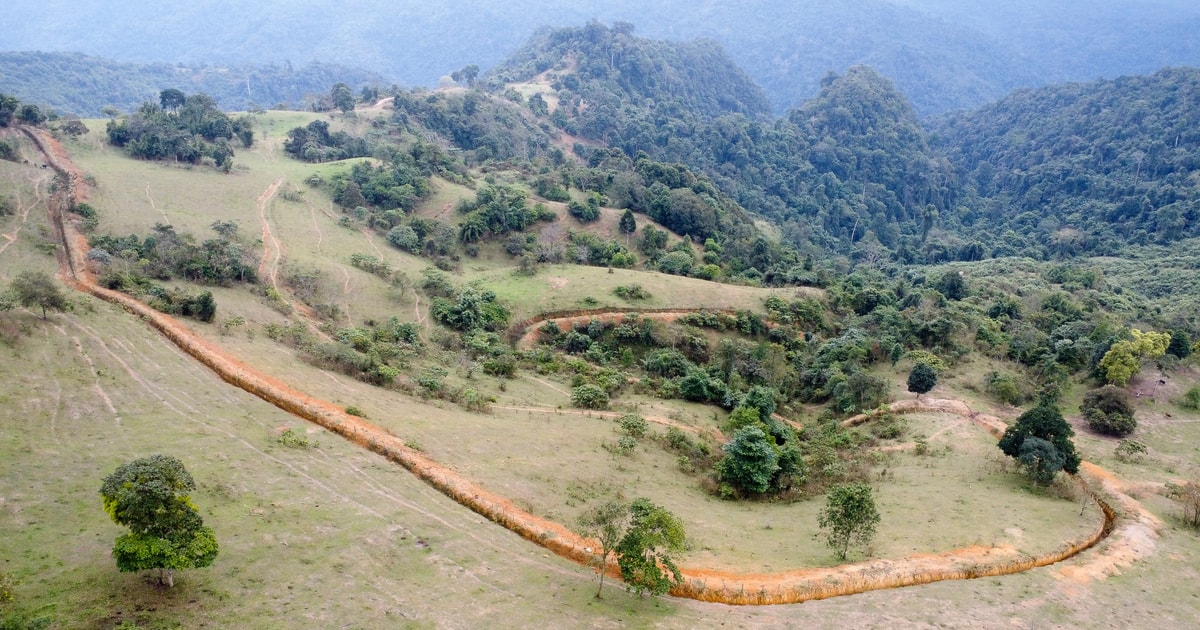 Go up the mountain to see thousands of meters long trenches to prevent ...