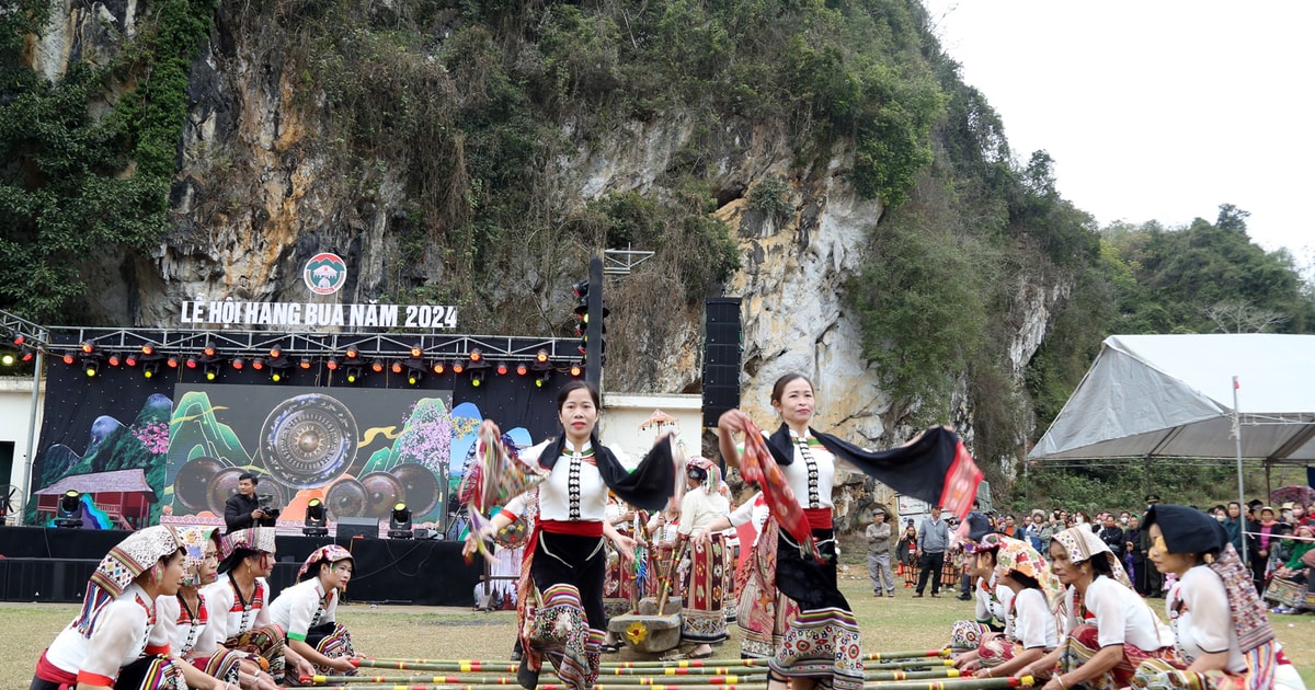 Opening ceremony of Hang Bua Festival in 2024