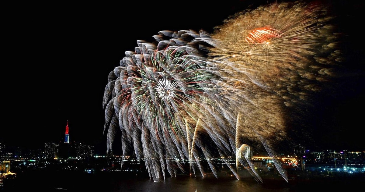 Fireworks schedule for Tet holiday 2025 (Year of the Snake) nationwide.