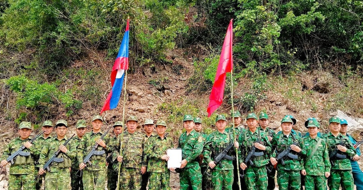 Bilateral patrol to protect Vietnam - Laos border on April 30 holiday