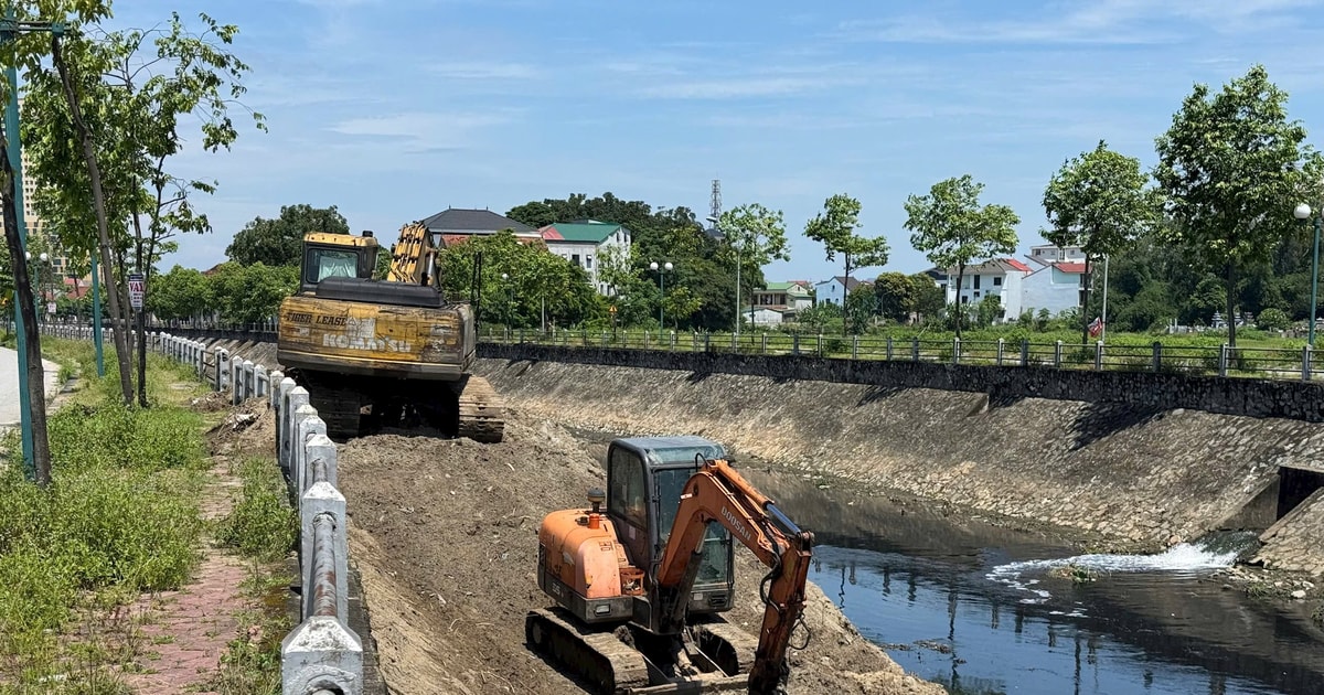 Vinh spends 15 billion VND to dredge and upgrade wastewater drainage ...