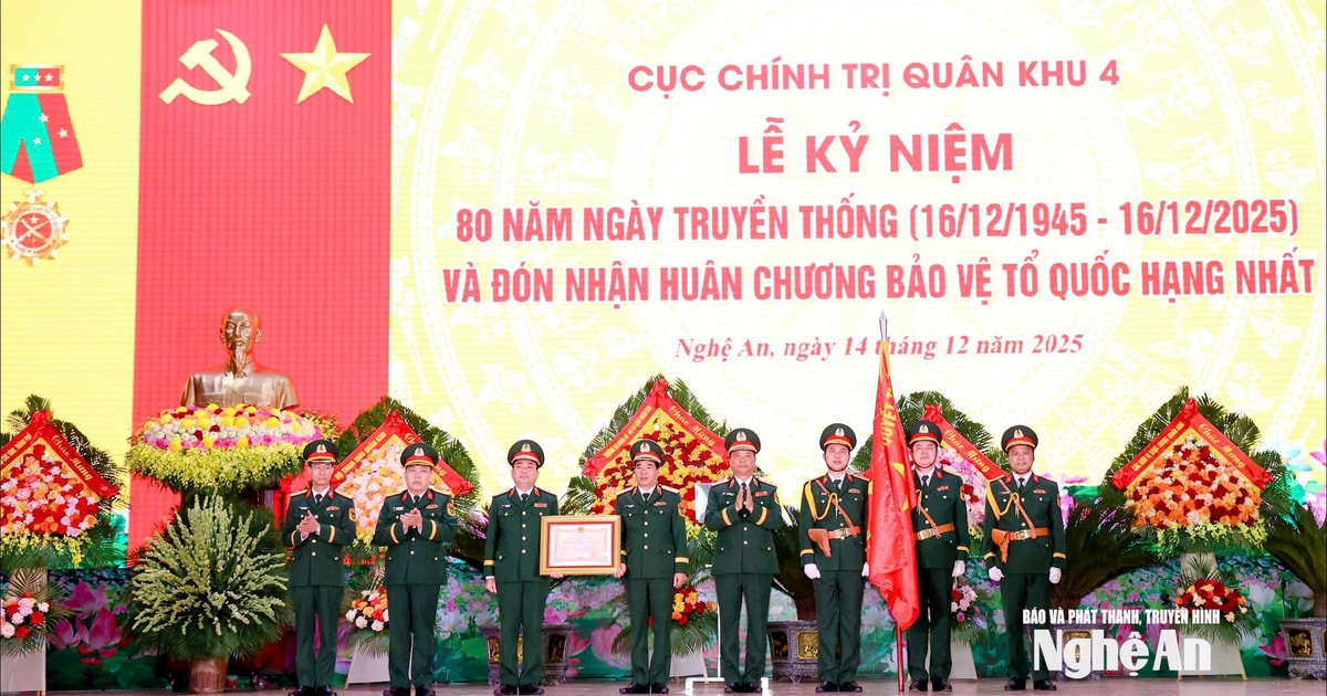Cục Chính trị Quân khu 4 kỷ niệm 80 năm thành lập, đón nhận Huân chương ...