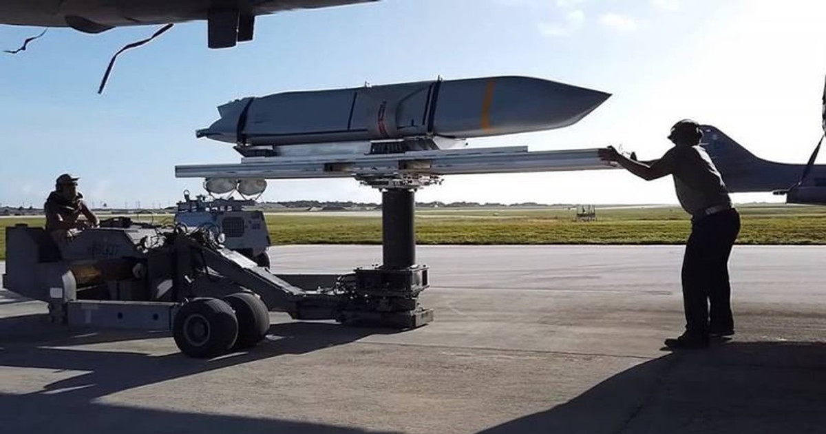 Russia reports that Iran intercepted a US AGM-158 JASSM stealth missile.