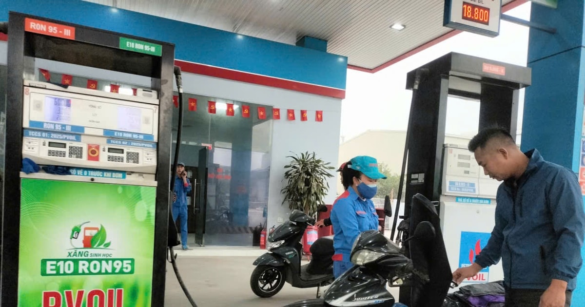 Giá xăng dầu hôm nay 11/4: Bảng giá xăng dầu Petrolimex, PVOIL, Mipec ...